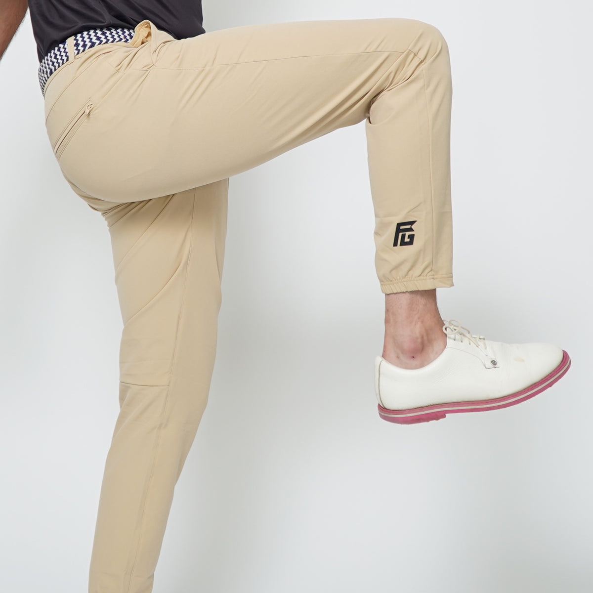 Ultra-Flyte Jogger Sand Beige – Flyte Golf
